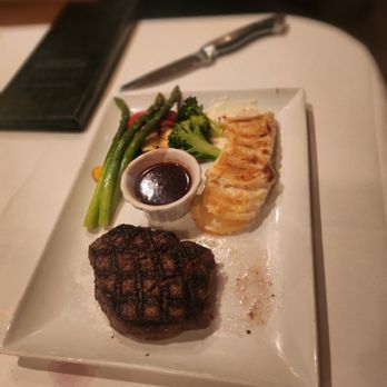 BRICKS RESTAURANT & WINE BAR - Updated August 2024 - 435 Photos & 314 ...