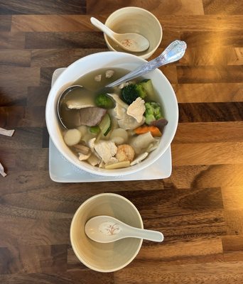 LITTLE CHINA - Updated December 2025 - 24 Photos & 39 Reviews - 2376 ...