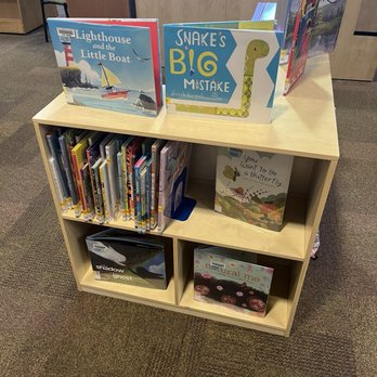 WEST HARTFORD PUBLIC LIBRARY - BISHOPS CORNER BRANCH - Updated October ...