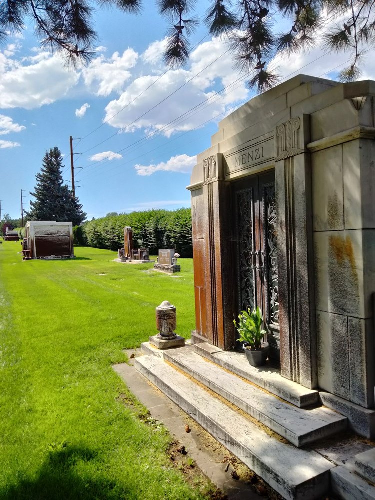 MASONIC MEMORIAL GARDENS MAUSOLEUM & CREMATORIUM - 34 Photos - 437 ...