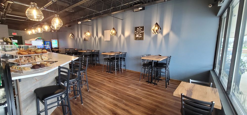 MINGLE CAFE AND COCKTAIL BAR - Updated January 2026 - 7957 W Wind Lake ...