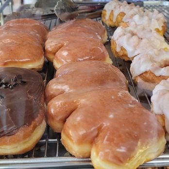 SWISS DONUTS - Updated January 2025 - 84 Photos & 75 Reviews - 72785 ...