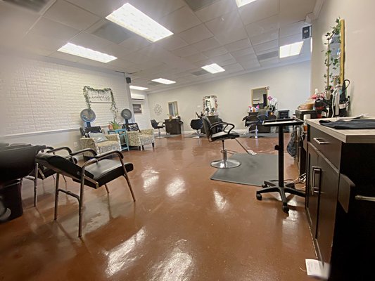 CHELSEA LOVES SALON - Updated October 2024 - 19 Photos & 10 Reviews ...