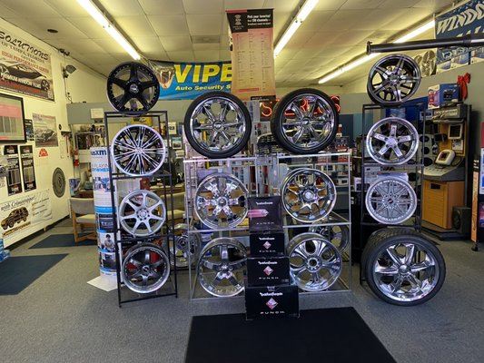 AUTO SOLUTIONS - Updated October 2025 - 14 Photos & 37 Reviews - 13809 ...