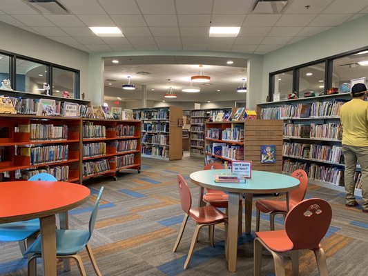 HUTTO PUBLIC LIBRARY - Updated October 2025 - 50 Photos - 500 W Live ...