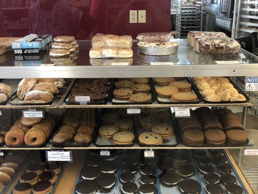 ABBOT VILLAGE BAKERY & CAFE - Updated August 2025 - 18 Photos & 27 ...