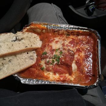 SALVATORIS AUTHENTIC ITALIAN EATERY - FORT WAYNE - Updated December ...