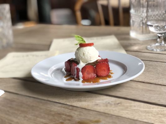 THE PEAR TREE - Updated October 2025 - 12 Photos & 11 Reviews - 14 ...