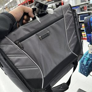 STAPLES - Updated January 2026 - 41 Reviews - 1322 W Broadway ...