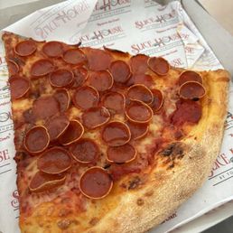 SLICE HOUSE BY TONY GEMIGNANI - Updated February 2025 - 255 Photos ...