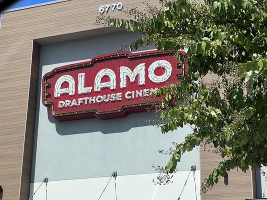 ALAMO DRAFTHOUSE CINEMA LAKE HIGHLANDS - Updated June 2025 - 75 Photos ...