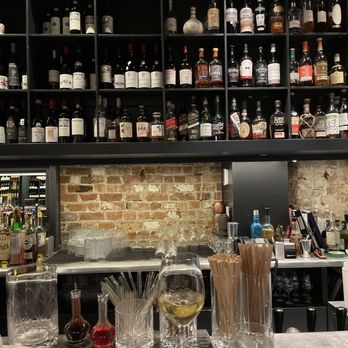 MONARQUE - Updated July 2025 - 897 Photos & 252 Reviews - 406 Rue Saint ...