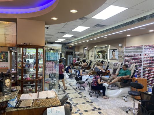 PRO TOP NAILS - Updated October 2025 - 22 Photos & 30 Reviews - 1905 ...