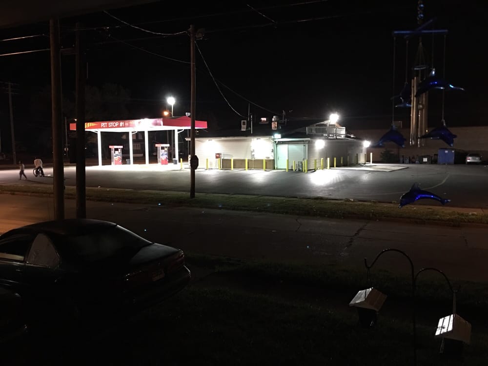 PIT STOP #1 - Updated November 2024 - 1708 Youngstown Rd SE, Warren ...