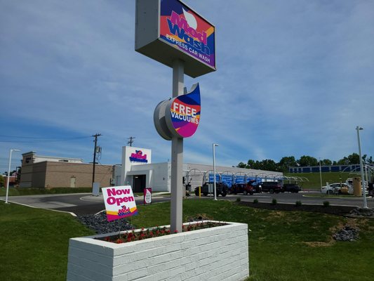 MODWASH - Updated July 2025 - 54 Photos & 59 Reviews - 6465 Carlisle ...