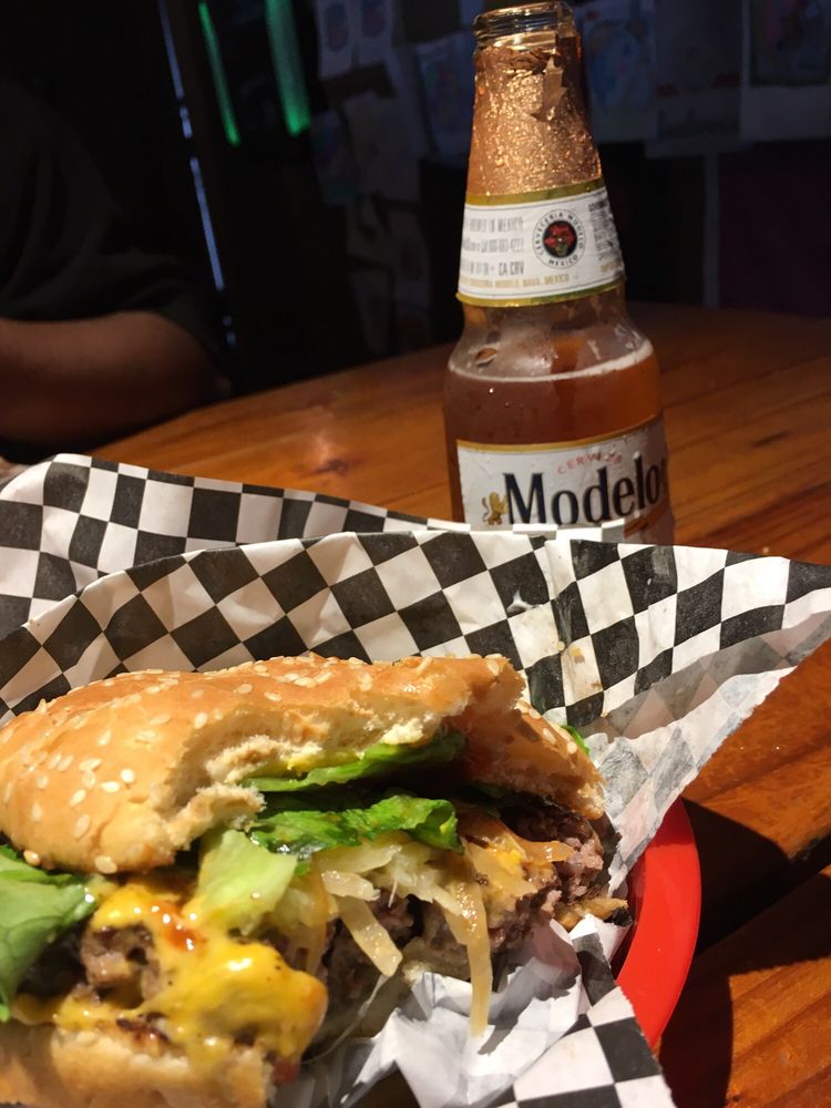 EAT AT JOE’S - 258 Photos & 254 Reviews - Burgers - 7120 Edinger Ave ...