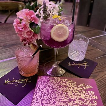 VANDERPUMP COCKTAIL GARDEN - Updated August 2024 - 4423 Photos & 1763 ...