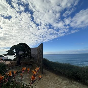SELF REALIZATION FELLOWSHIP HERMITAGE & MEDITATION GARDENS - Meditation ...