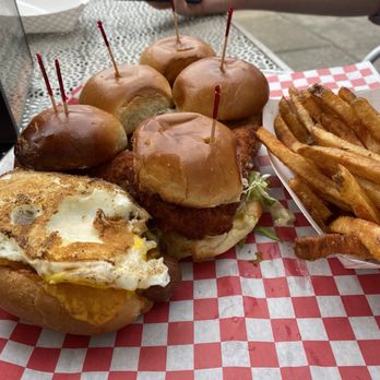 SLY’S SLIDERS AND FRIES - Updated July 2024 - 578 Photos & 615 Reviews ...