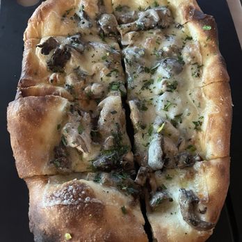 SERIOUS PIE DOWNTOWN - Updated July 2024 - 3248 Photos & 4655 Reviews ...