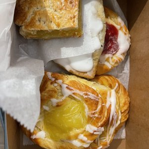 ROYAL PASTRY SHOP - 168 Photos & 80 Reviews - Bakeries - 738 Cambridge ...