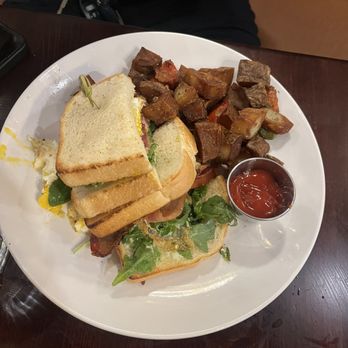 THE MERC - Updated December 2024 - 215 Photos & 216 Reviews - 430 ...