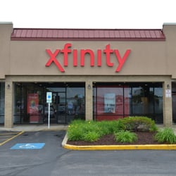 XFINITY STORE BY COMCAST - 39 Photos & 103 Reviews - 7844 W Tidwell ...