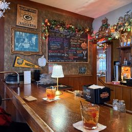 COLONY HOUSE RESTAURANT - Updated January 2026 - 182 Photos & 266 ...