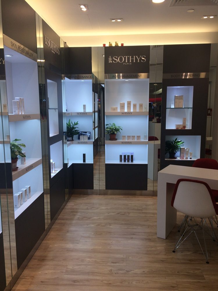 POLY BEAUTY - Eyelash Service - 1 Maritime Square, Singapore, Singapore ...