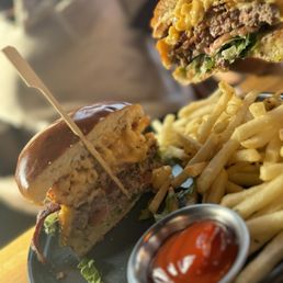 THE OPERATORS CLUB - Updated December 2025 - 435 Photos & 106 Reviews ...