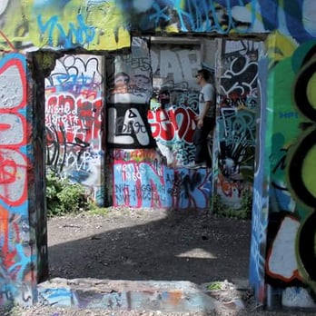 GRAFFITI PIER - Updated August 2025 - 200 Photos & 13 Reviews - E ...