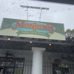 MONJUNIS ITALIAN CAFE - Updated December 2025 - 312 Photos & 207 ...