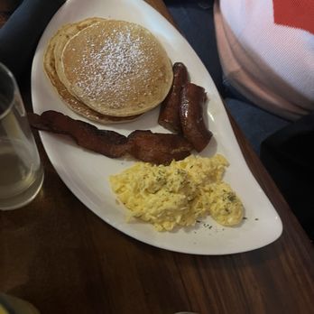 TRYST KITCHEN + COCKTAILS - Updated December 2025 - 294 Photos & 157 ...