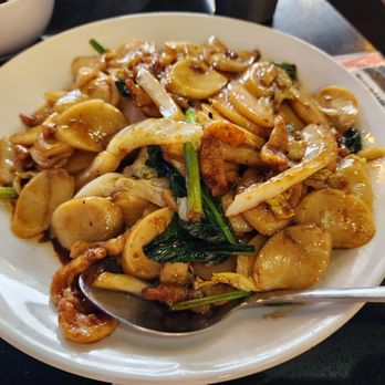 THUMBLING - Updated July 2024 - 3247 Photos & 1596 Reviews - 228 S ...