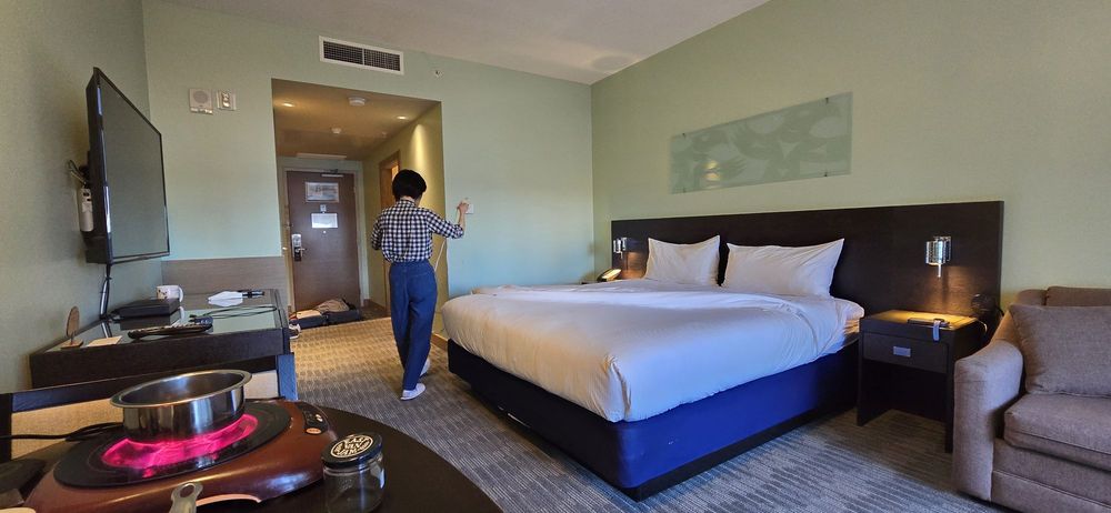 SIDNEY PIER HOTEL & SPA - Updated July 2025 - 40 Photos & 30 Reviews ...