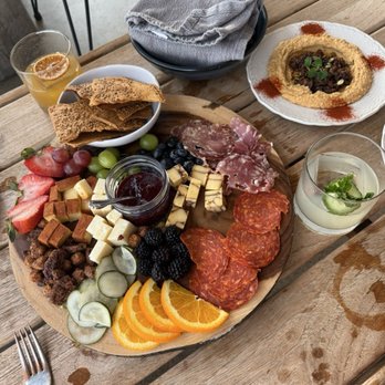 P6 - Updated October 2025 - 764 Photos & 482 Reviews - 111 E Cesar ...