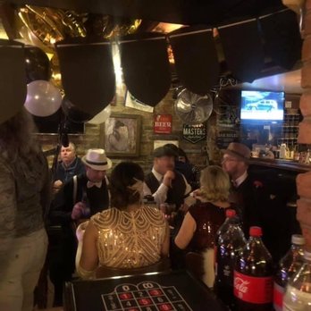 FOX’S LAIR - Updated December 2025 - 89 Photos & 28 Reviews - 349 ...