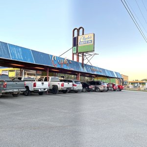 CLYDE’S DRIVE-IN - 115 Photos & 192 Reviews - Burgers - 3 US Highway 2 ...
