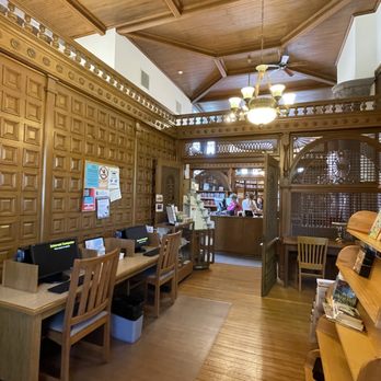 AMELIA S GIVIN FREE LIBRARY - Updated October 2025 - 114 N Baltimore ...