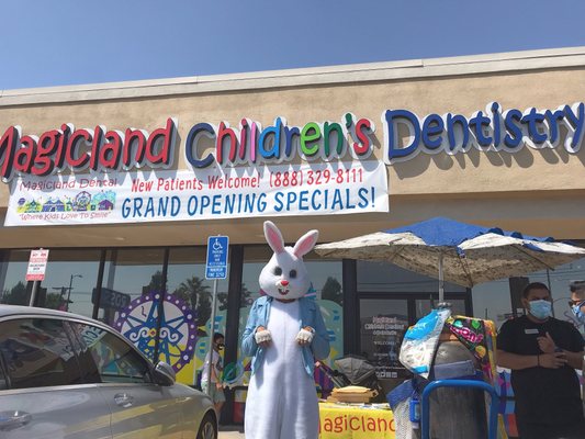 MAGICLAND DENTAL OF PACOIMA - Updated October 2025 - 56 Photos & 117 ...