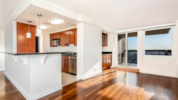 THE TOWERS AT LONGFELLOW APARTMENTS - Updated December 2025 - 107 ...