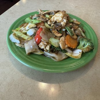 THAI SPICE - Updated January 2025 - 380 Photos & 597 Reviews - 2220 E ...