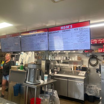 SHOSHONE SNACK BAR - Updated January 2026 - 22 Photos & 42 Reviews ...