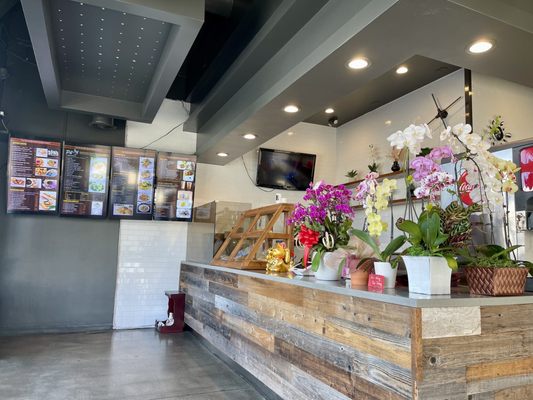 PHO 909 - Updated December 2024 - 174 Photos & 52 Reviews - 3530 W ...