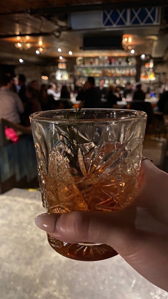 THE RABBIT HOLE - Updated December 2025 - 46 Photos & 40 Reviews - 208 ...