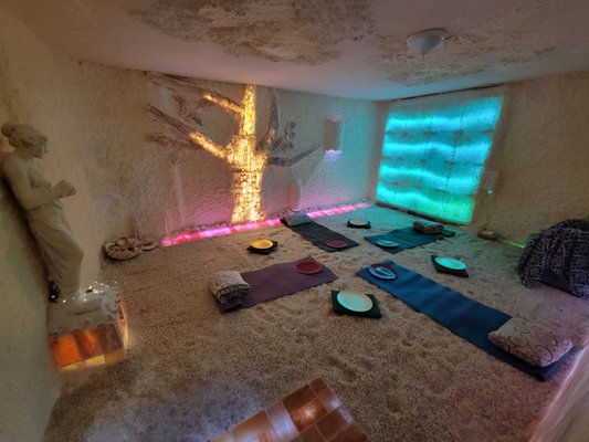 OASIS OF HEALING SPA WITH SALT ROOMS - Updated January 2026 - 18 Photos ...