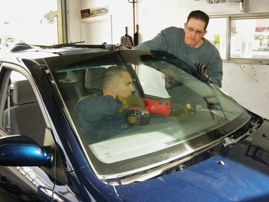 QUALITY AUTO GLASS - Updated December 2025 - 52 Photos & 248 Reviews ...