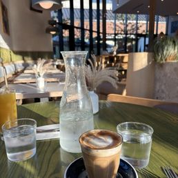 TWO HANDS - Updated January 2026 - 122 Photos & 40 Reviews - 2681 ...