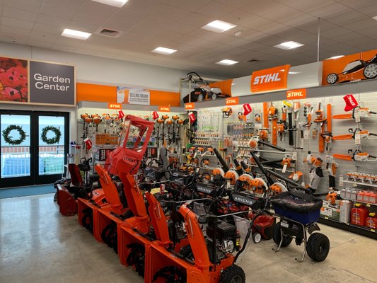 CARR HARDWARE - Updated January 2026 - 489 Pittsfield Rd, Lenox ...