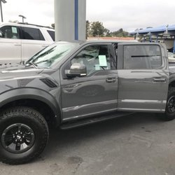 KEN GRODY FORD - 140 Photos & 546 Reviews - 5555 Paseo Del Norte ...